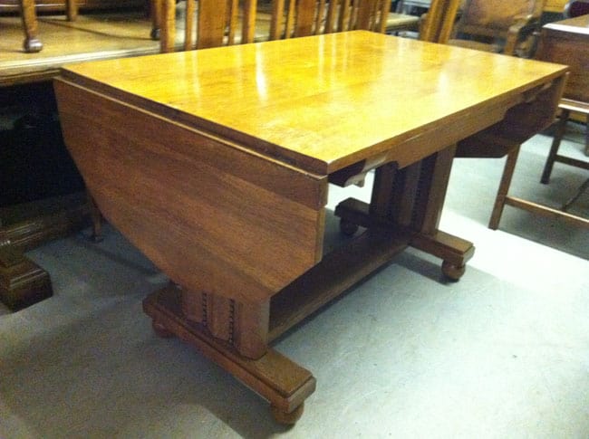 Oak Drop Leaf Table - thedesigngallery