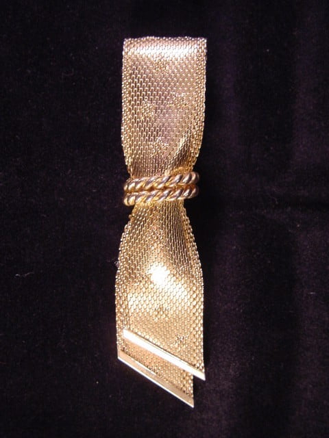 Christian Dior Bow Brooch - thedesigngallery