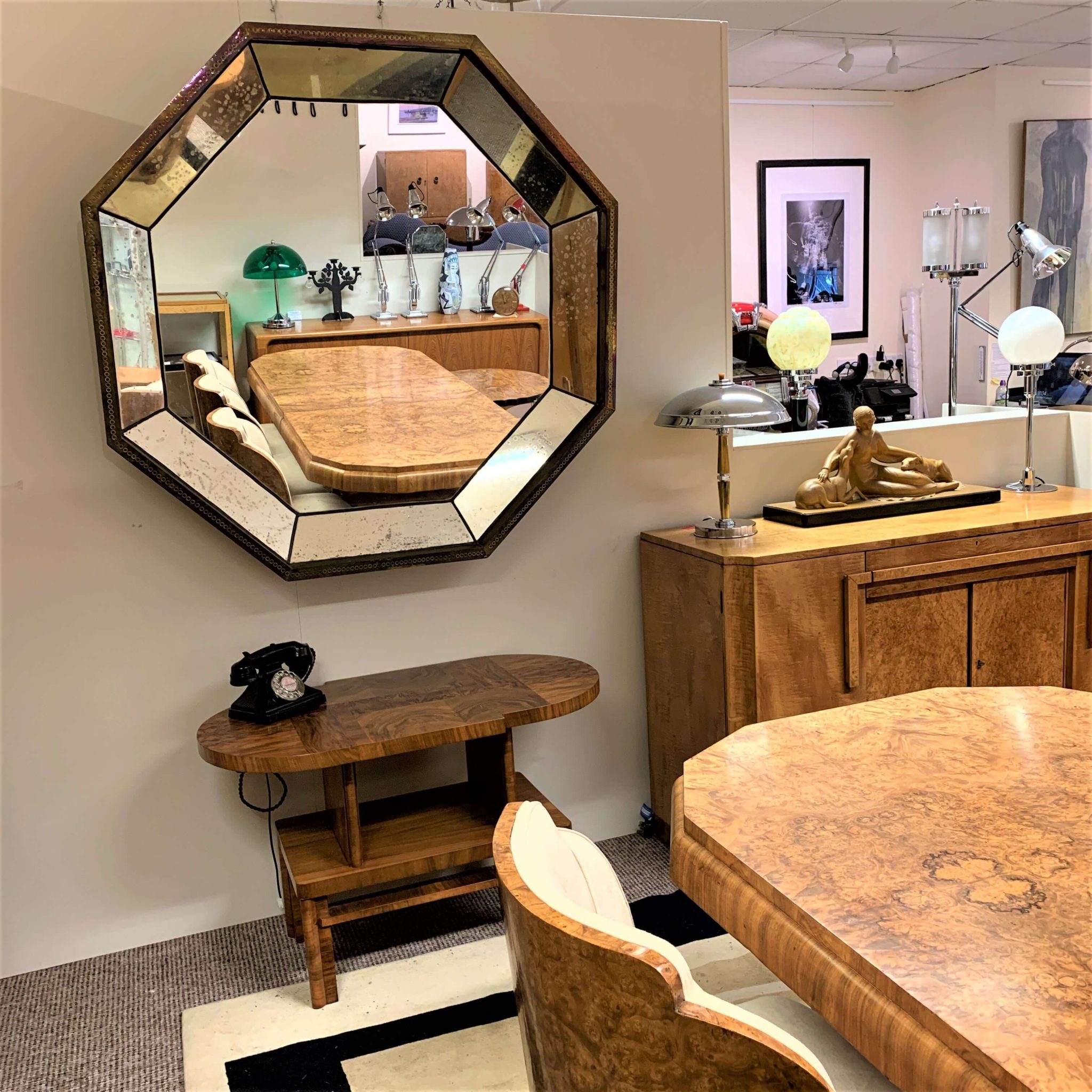 Art Deco Objects and Lighting - thedesigngallery